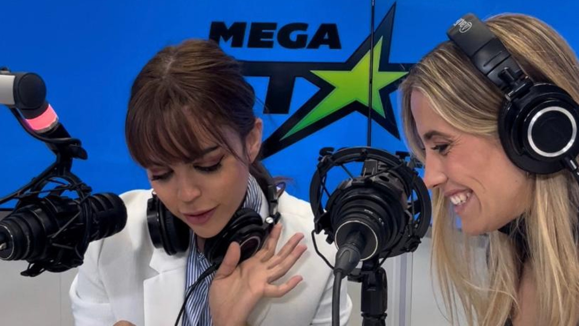 Paula Koops enamora con 'Bobo' un temazo que te hará sentir que formas ...