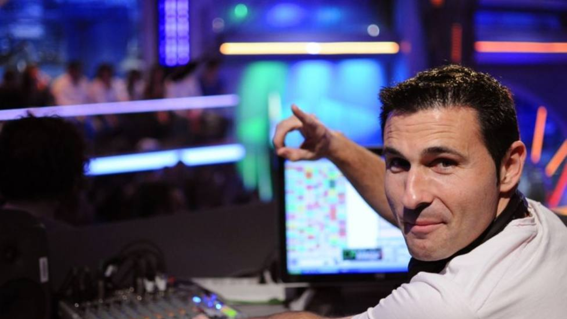 DJ Valdi lanza un nuevo temazo para conquistar los escenarios